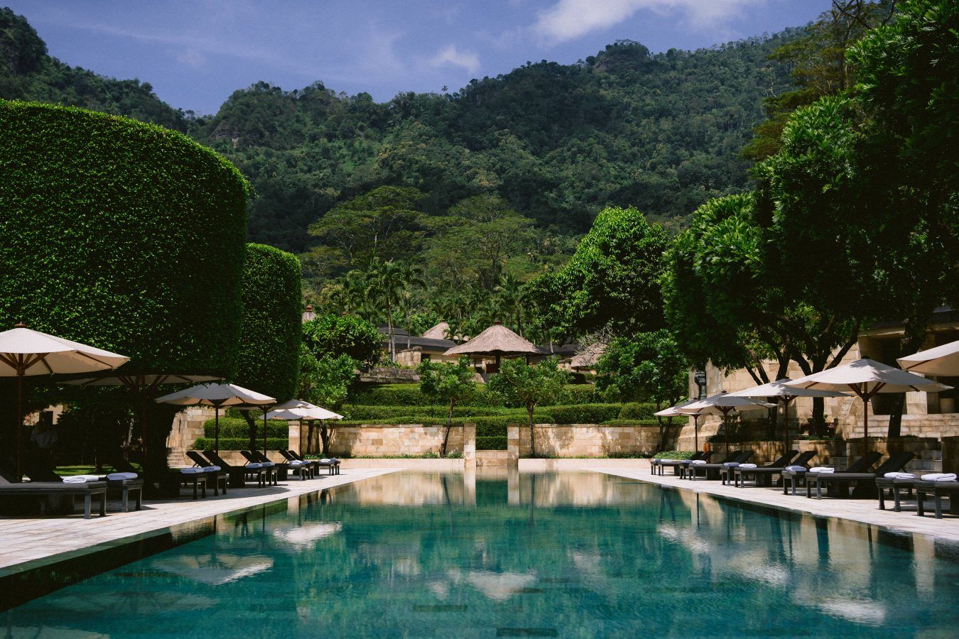 Travelling with T'ROKA to the majestic Amanjiwo