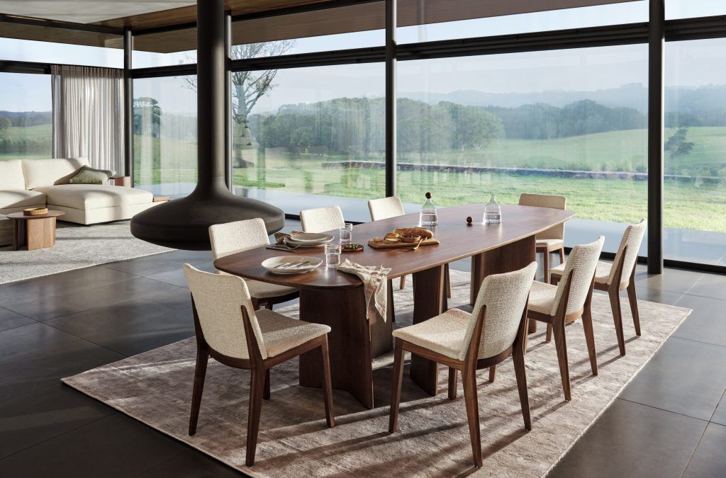 Embrace the elegance of curved furniture with King Living