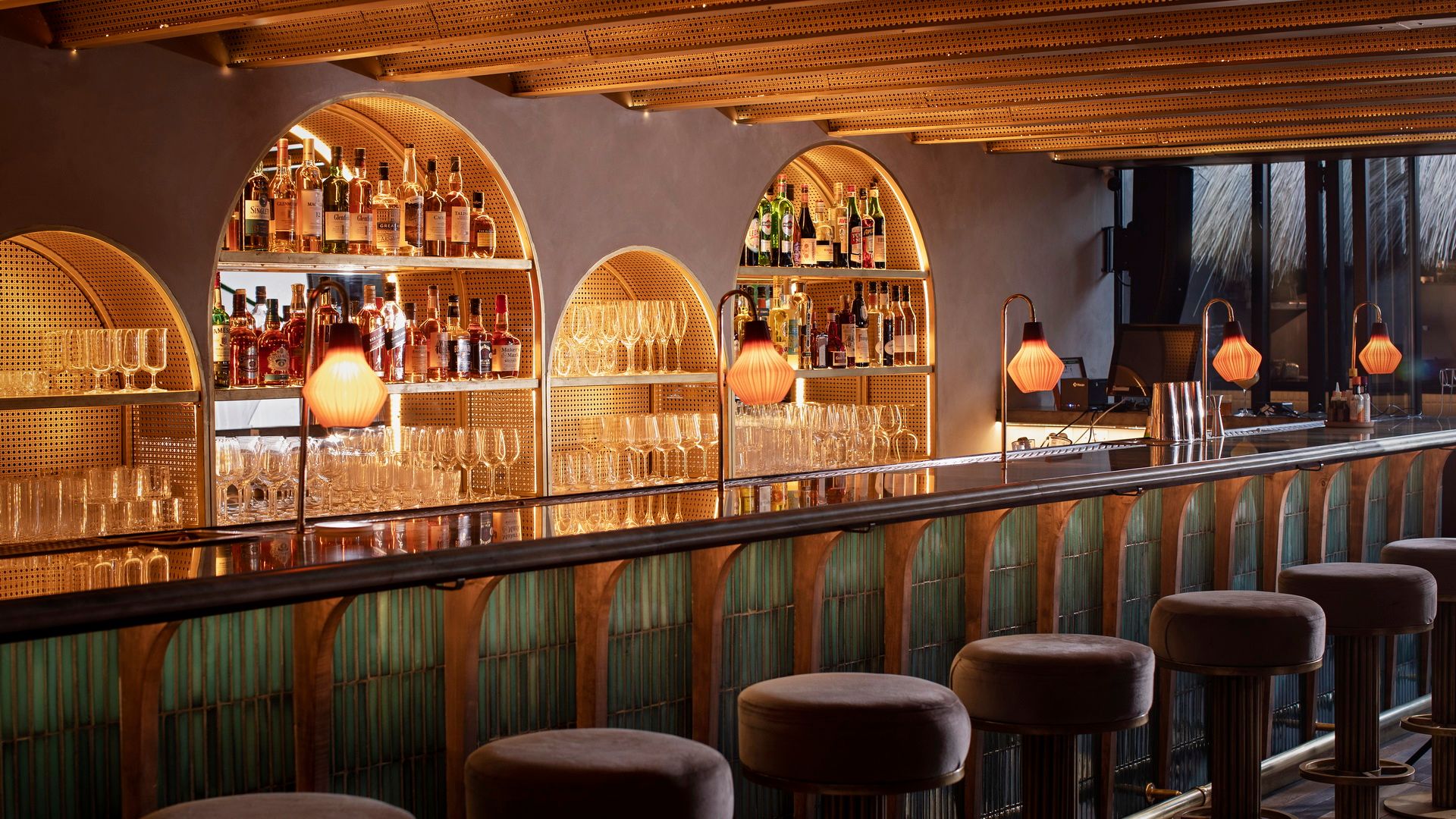28 of the world’s most beautiful and Instagrammable bars