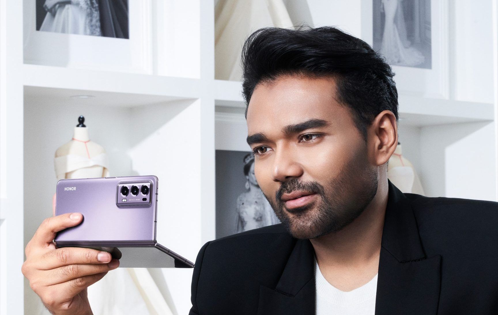 Best Choice Of The New Era: HONOR Magic V2