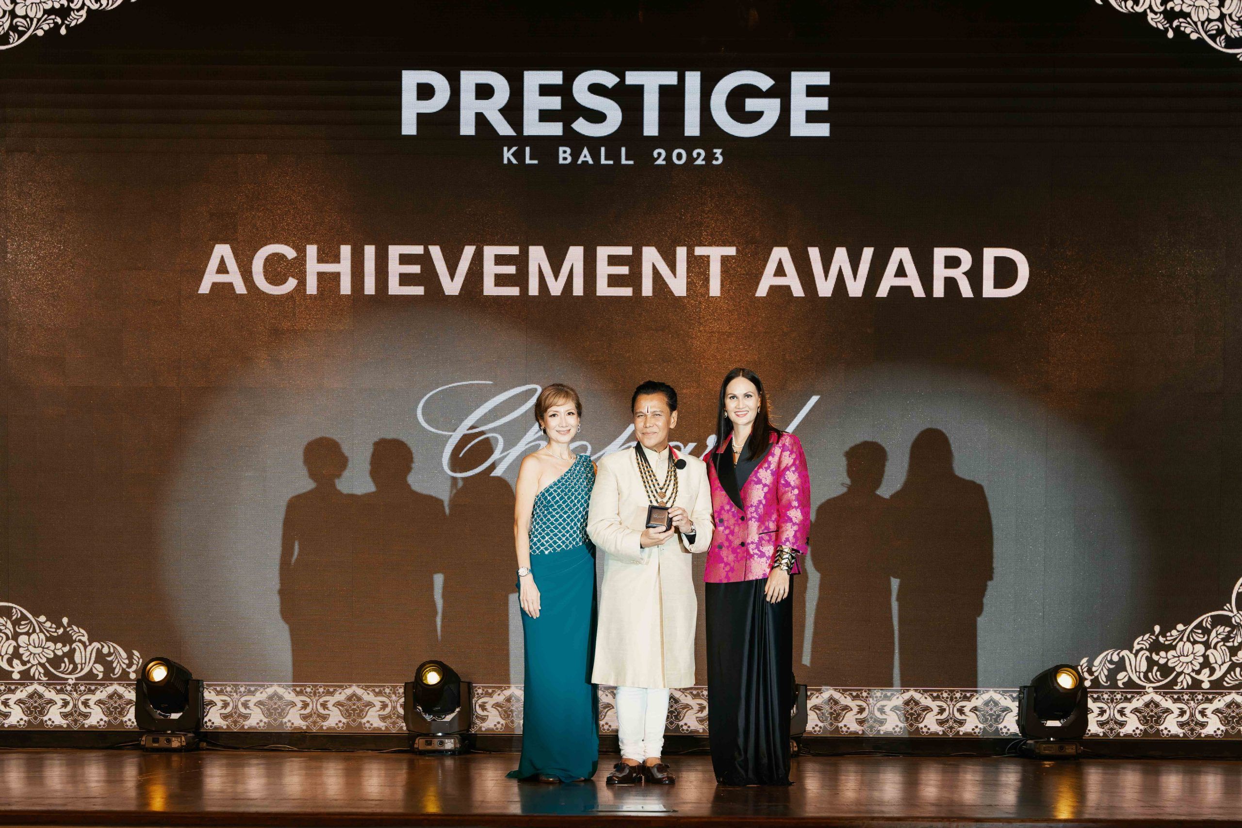 Datuk Ramli Ibrahim, dance doyen honoured with Achievement Award