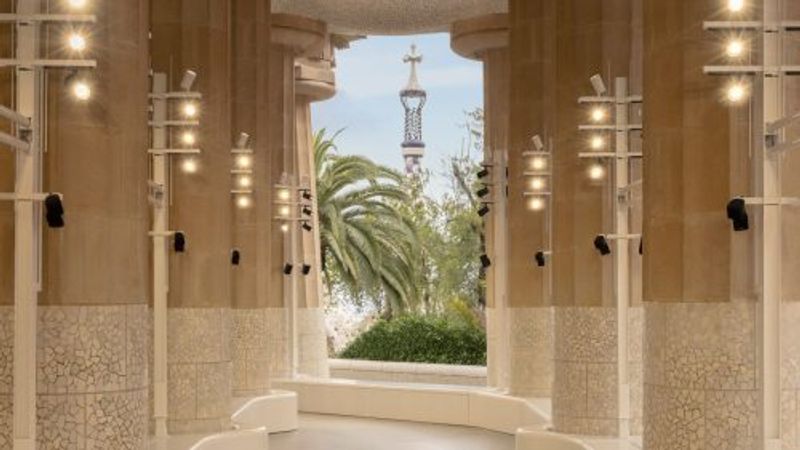 A brief history of the inimitable symbol of the house of Gucci