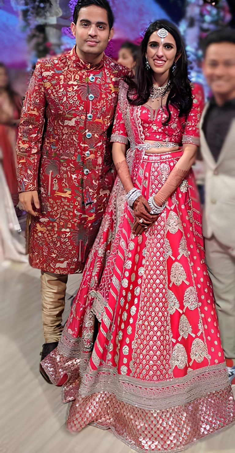 The most expensive outfits ever worn by the Ambani ladies ...