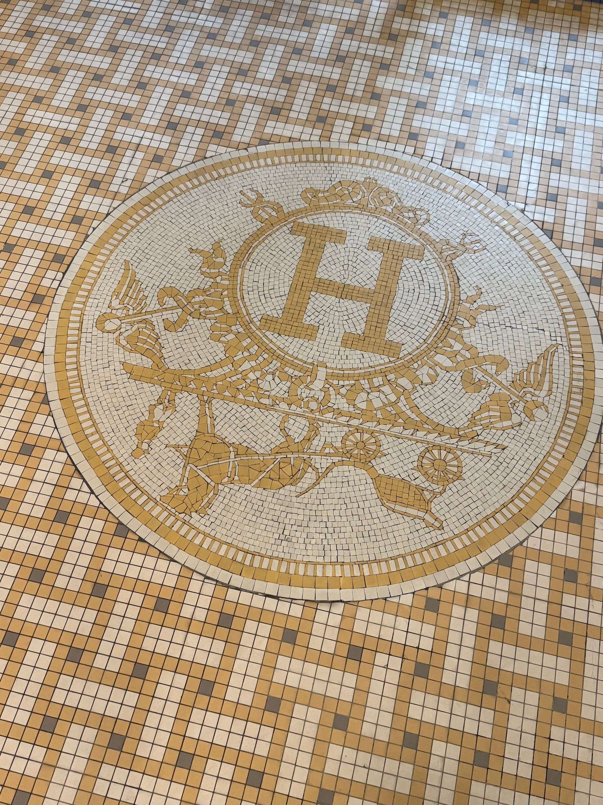 The iconic Hermès rue du Faubourg Saint: A symbol of enduring style