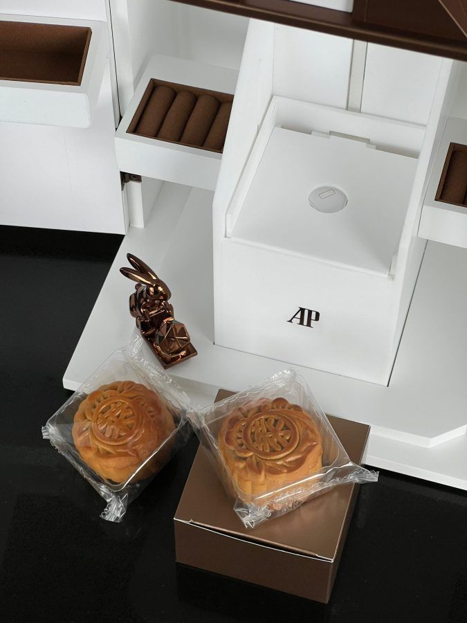 10 luxurious mooncakes to try this Mid-Autumn Festival 2024 ...