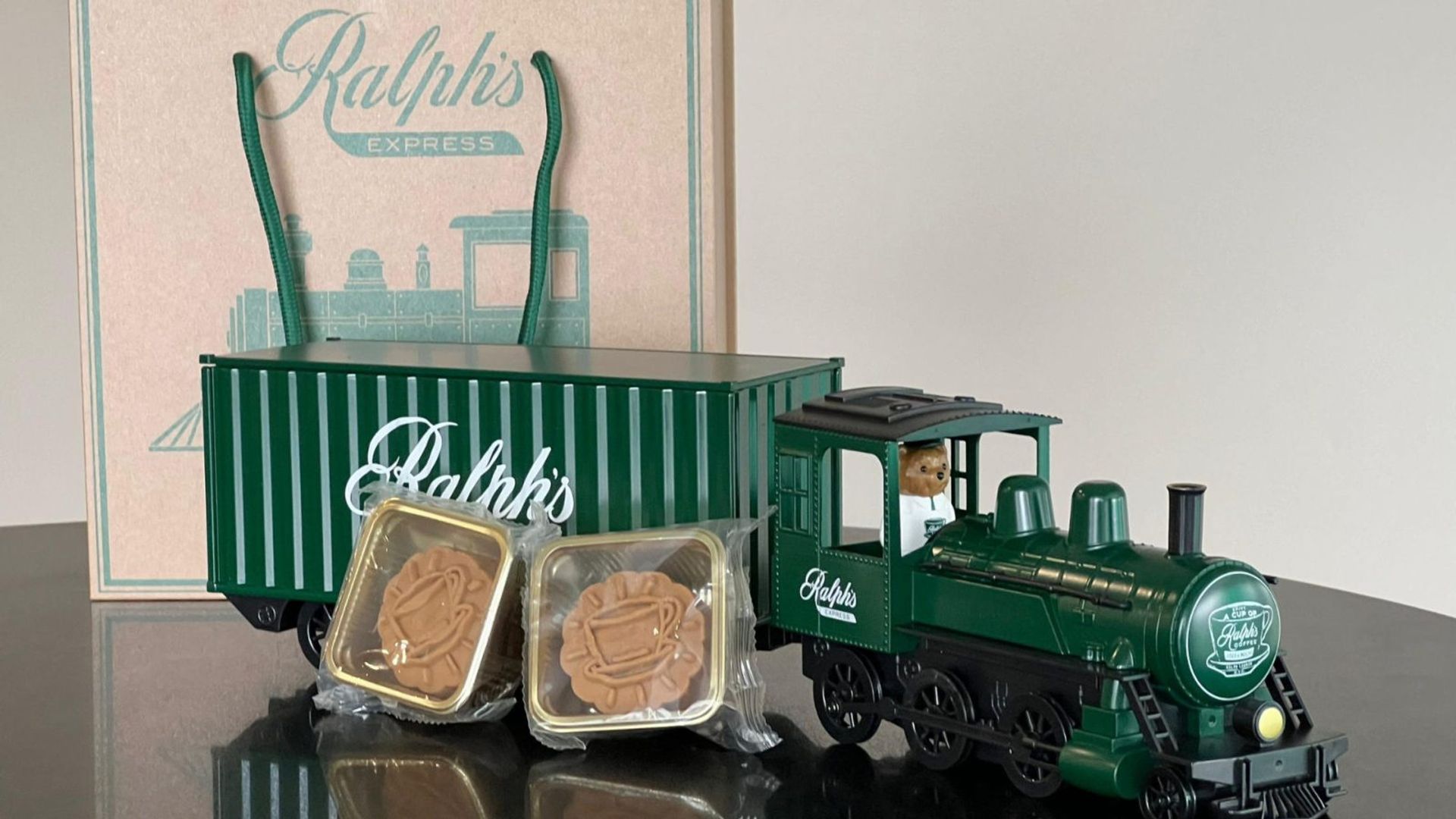 10 luxurious mooncakes to try this Mid-Autumn Festival 2024 ...