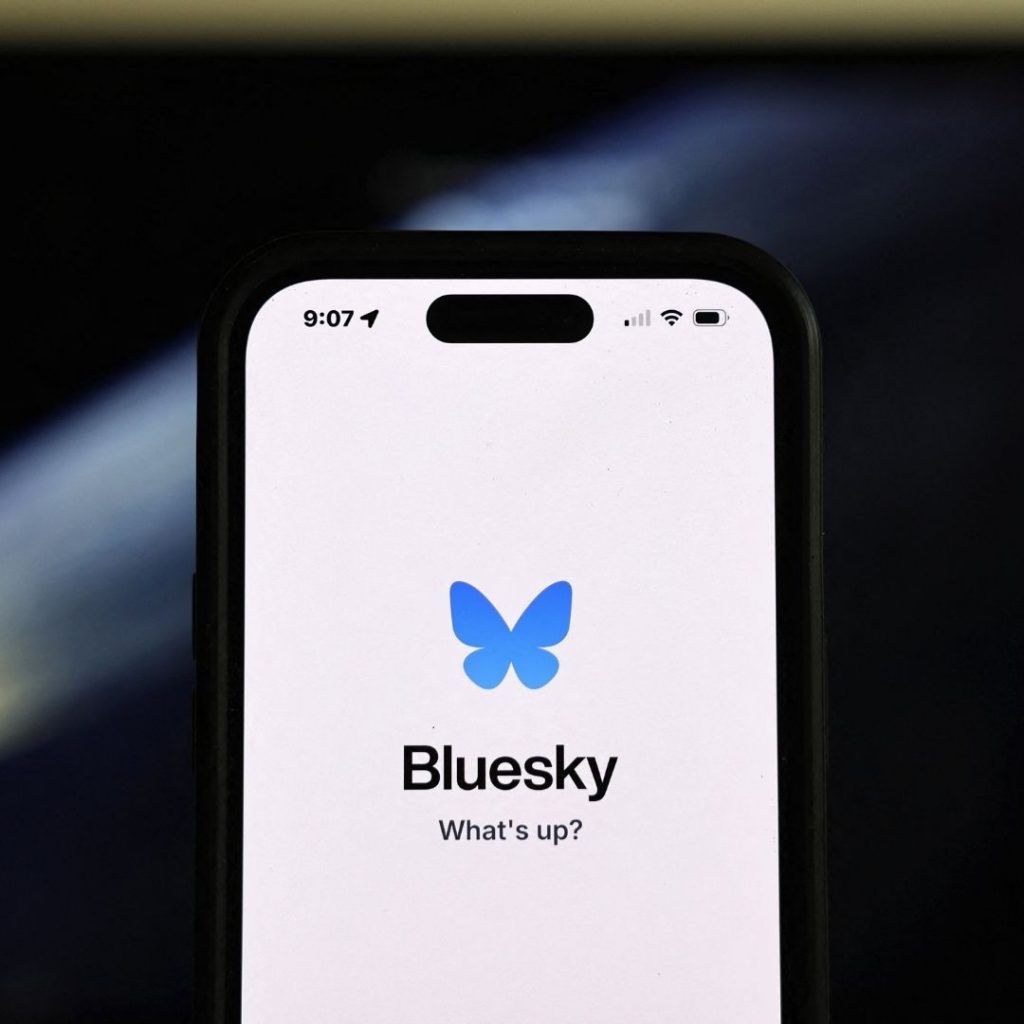 The top 10 reasons people use social media