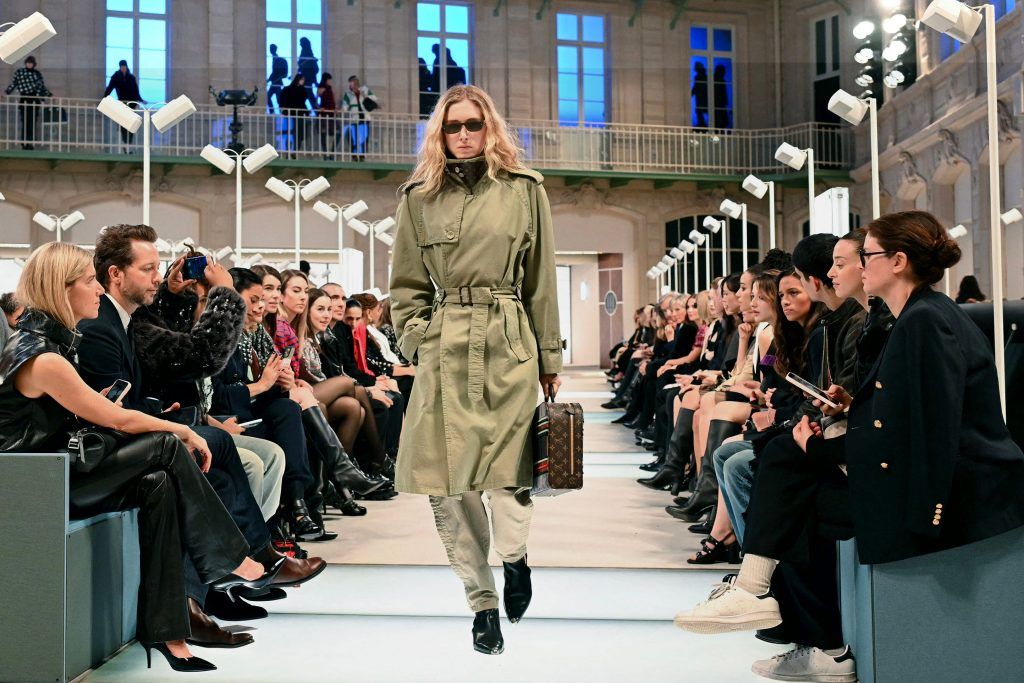 Stars hop aboard for train-inspired Louis Vuitton FW25 show