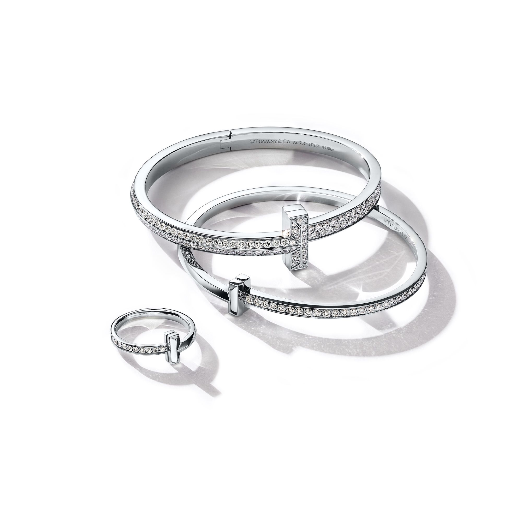 Tiffany & Co. unveils new Tiffany T1 pieces in white and yellow gold