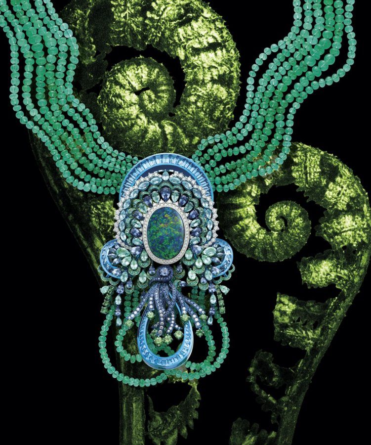 The most stunning jewellery with green gemstones