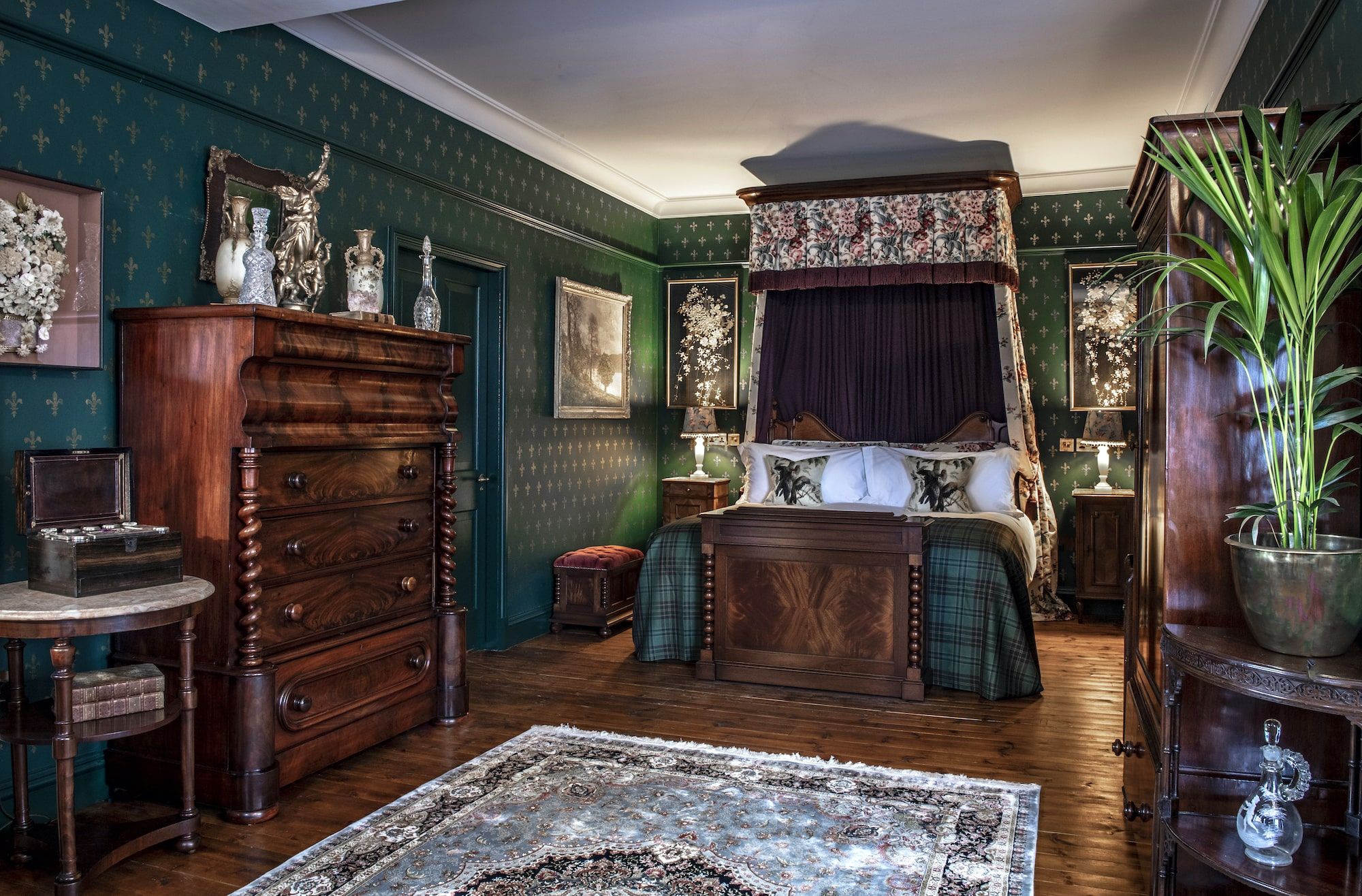 The Fife Arms: Live in visual splendour at this stunning hotel in ...