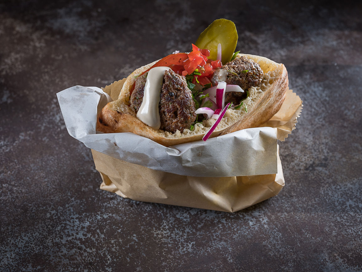 Restaurant review: Miznon on Stanley Street brings a slice of Tel Aviv ...