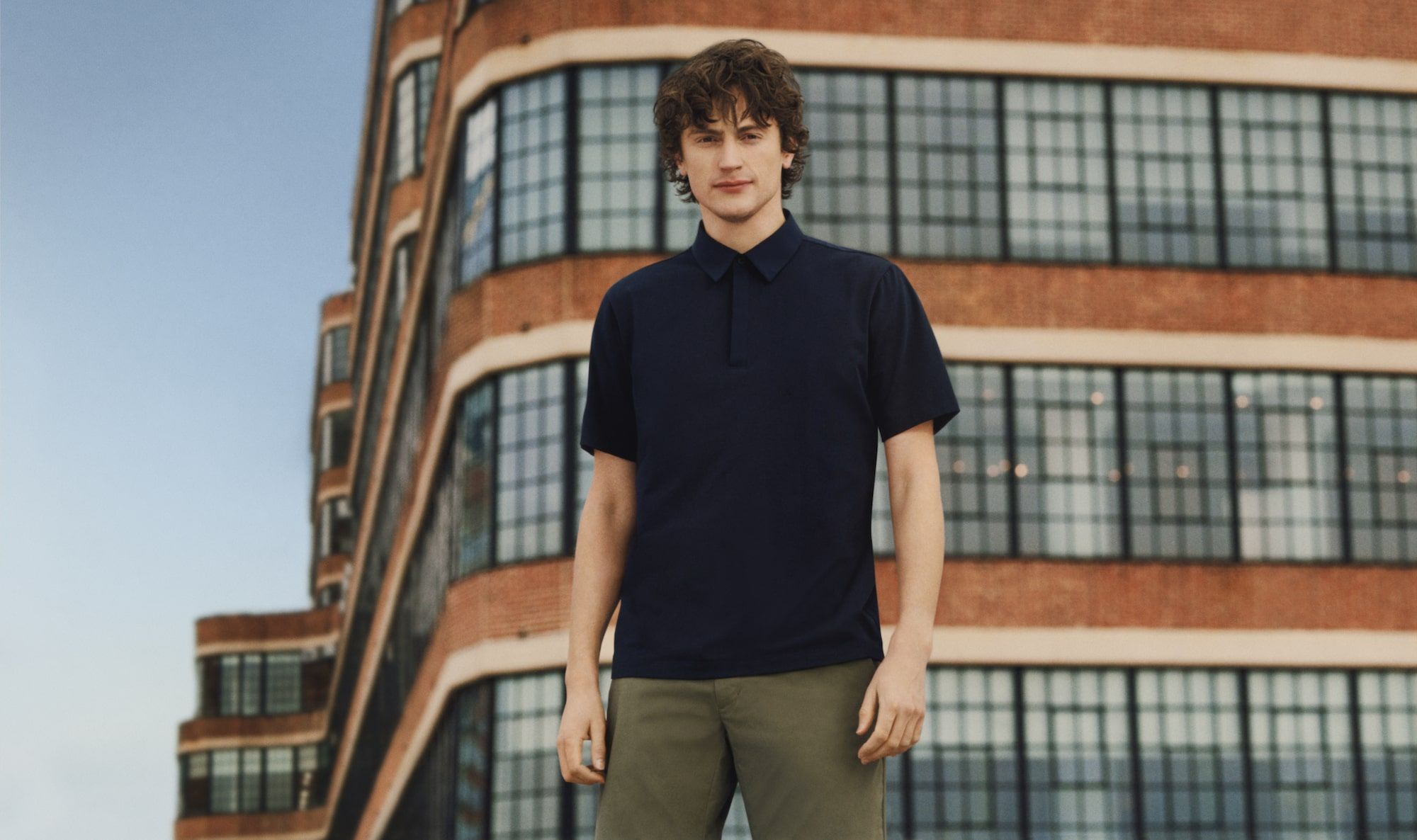 Uniqlo x Theory returns for an unsurprisingly understated Spring/Summer ...