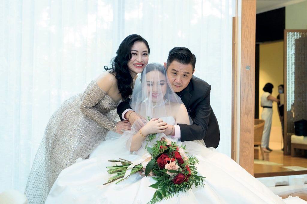 Gallery: Chloe Ng and Sherman Tan celebrated their union with a ...