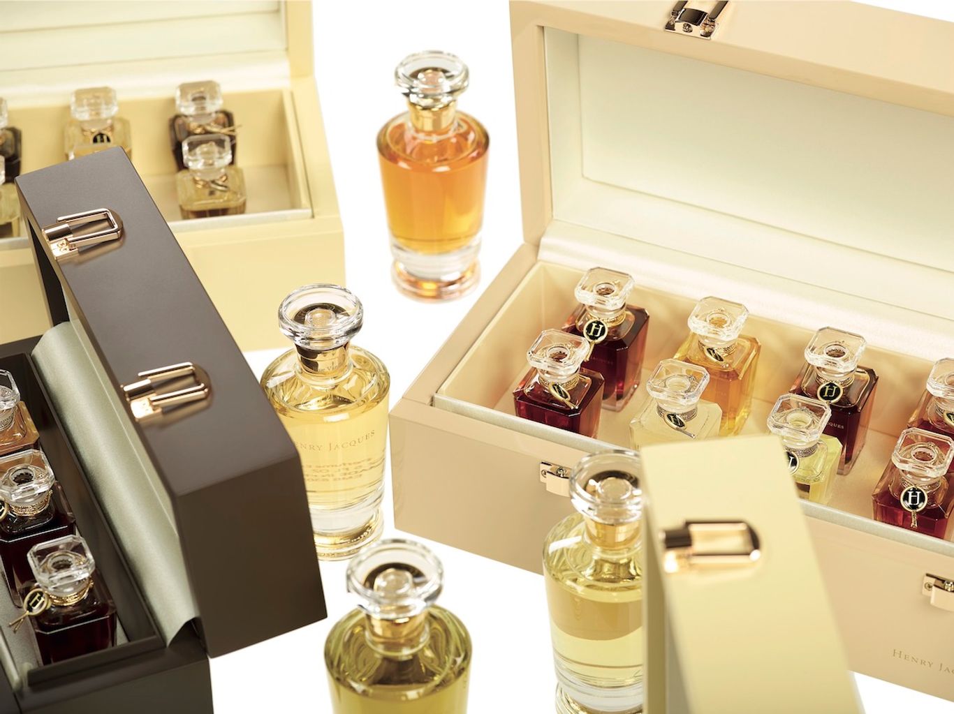 Henry Jacques revives the traditional perfume-wearing ritual with Les ...