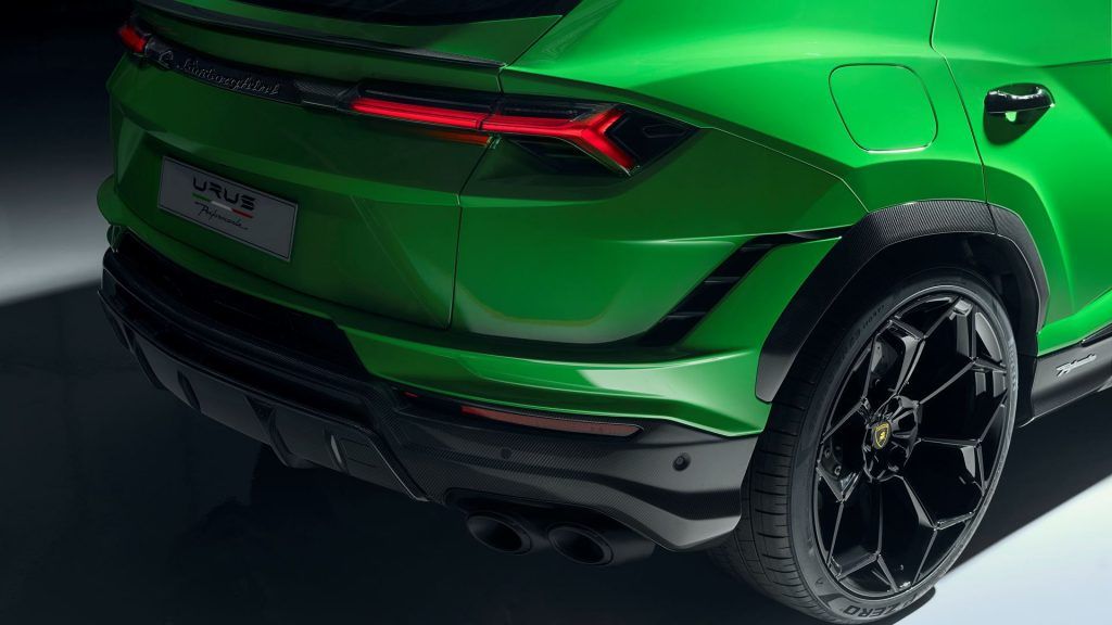 Lamborghini introduces another super SUV: The Urus Performante