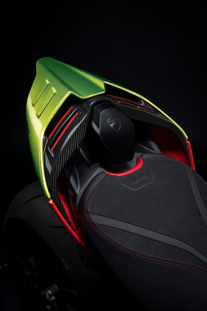 Ducati and Lamborghini team up for the new Streetfighter V4