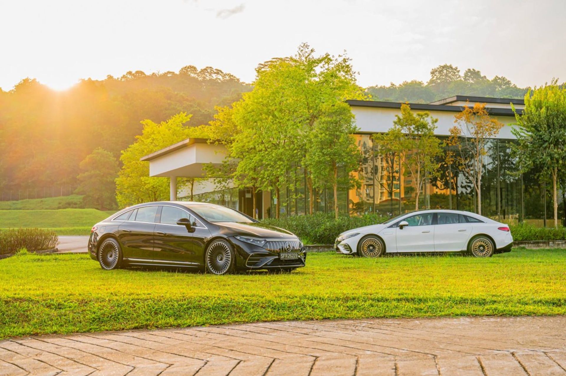 Electric Cars: Mercedes-AMG EQS 53 4Matic or The Tesla Model Y
