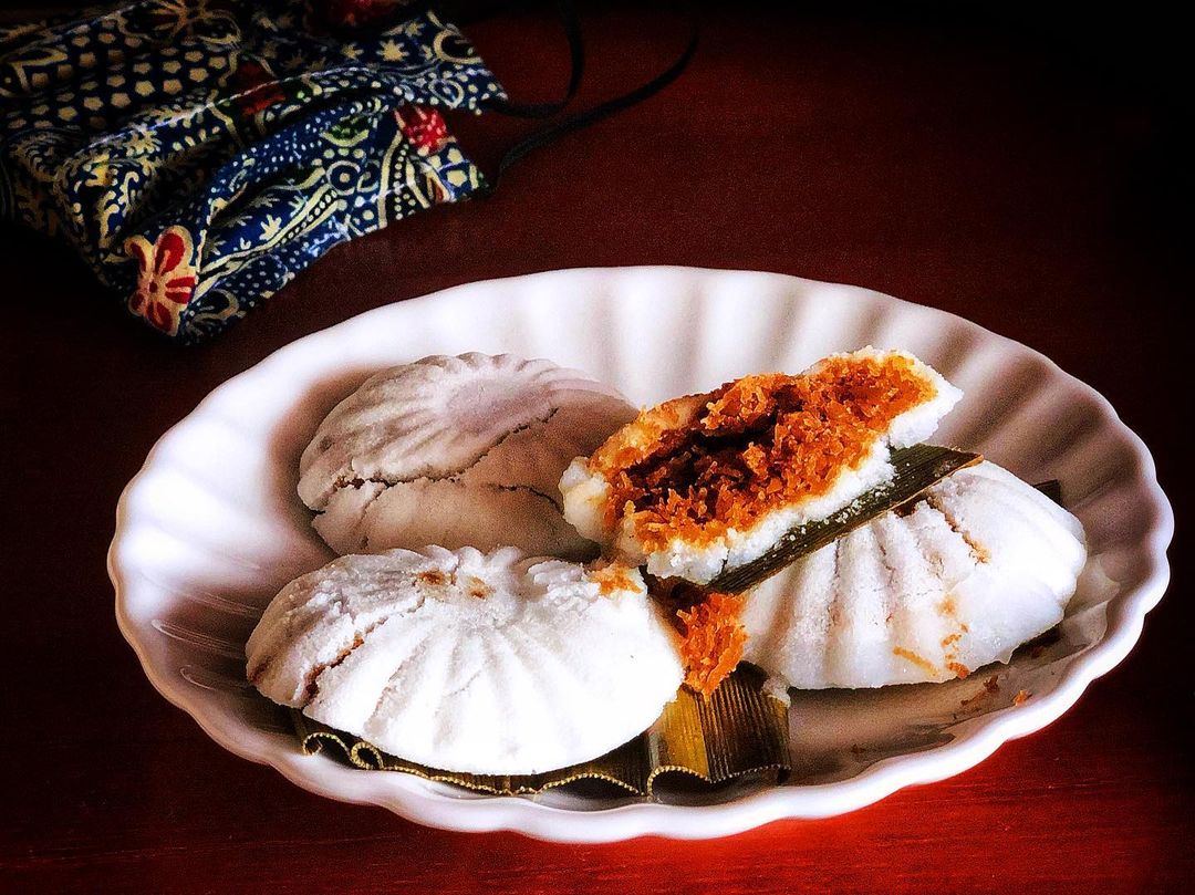 Where to find the best tutu kueh and putu piring in Singapore