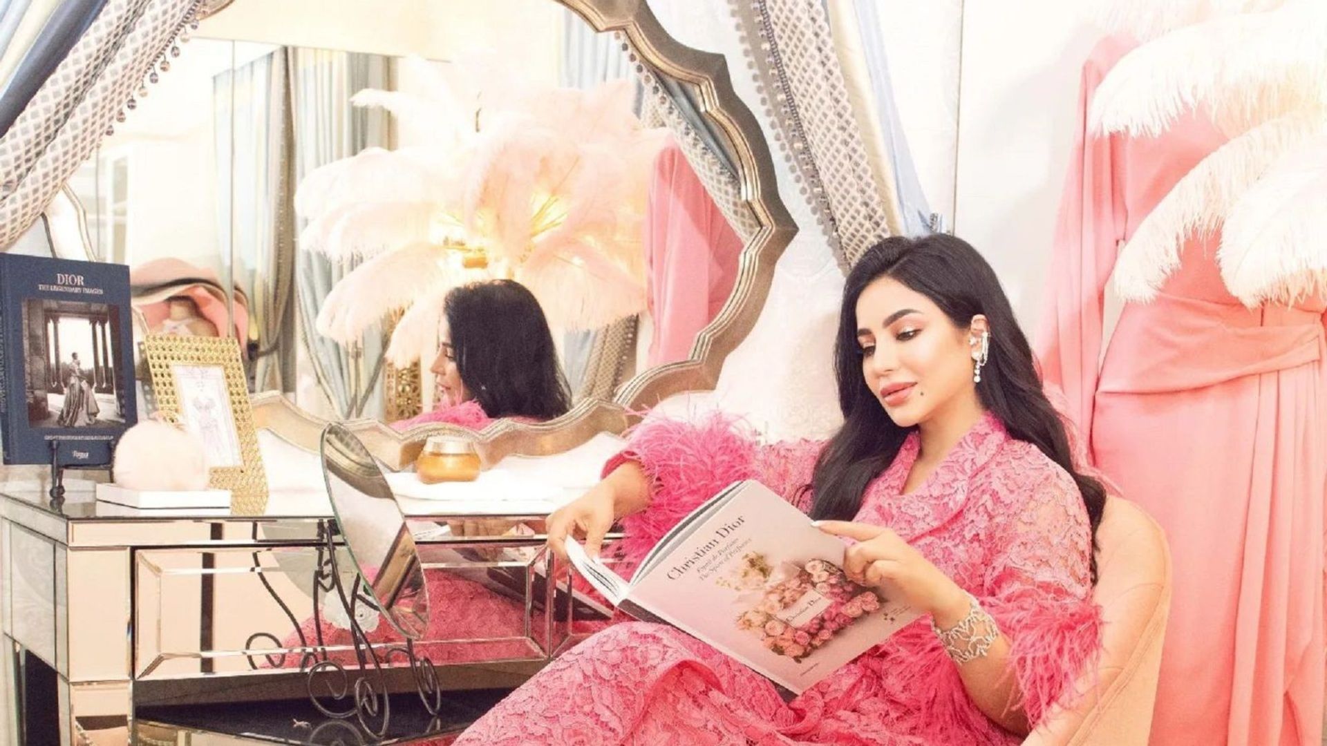 Lojain Omran: Net worth, family and career