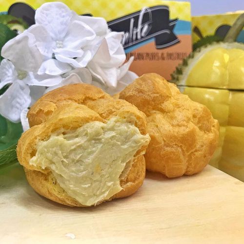 Where to find the most delicious durian puffs in Singapore