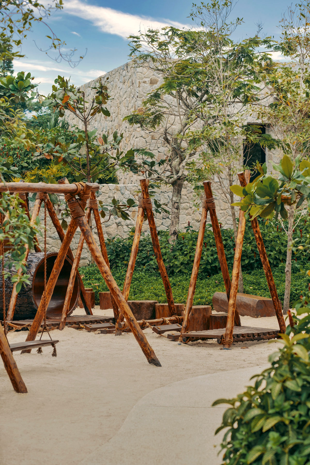 Best family-friendly hotels and resorts around the world with amazing ...