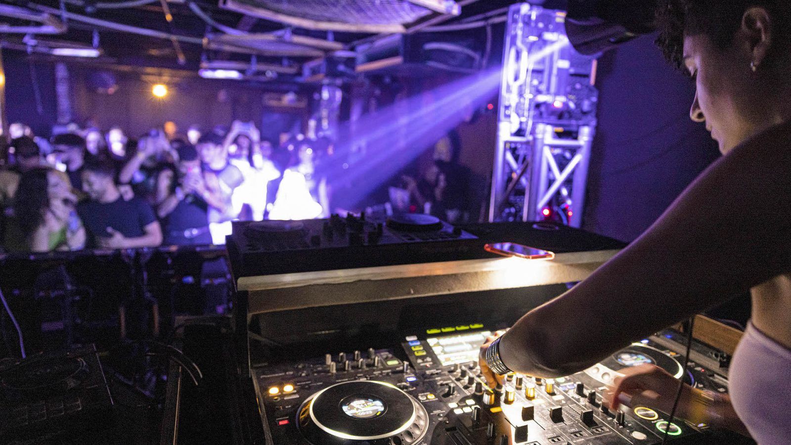 These Egyptian women DJs are revolutionising the country's EDM scene