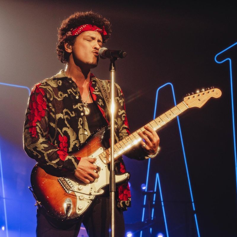 16 highest-grossing concert tours of all time