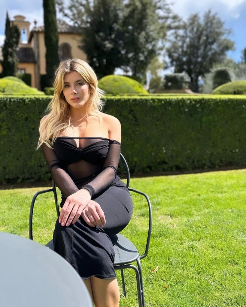 What is the net worth of 'Selling the OC' cast members?