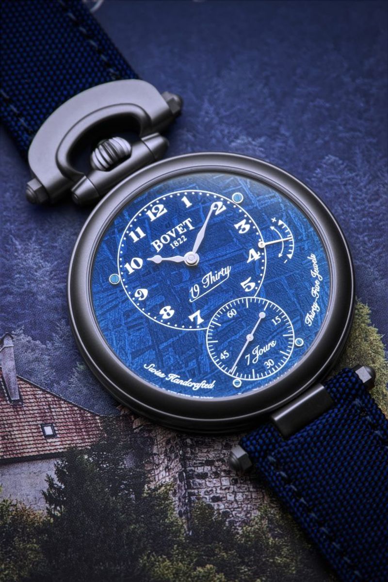 Jaeger-LeCoultre launches two High Jewellery watches with Calibre 101 ...