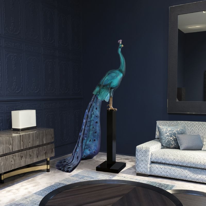 Maison Daum x Artist Madeleine van der Knoop: two crystal bird sculptures