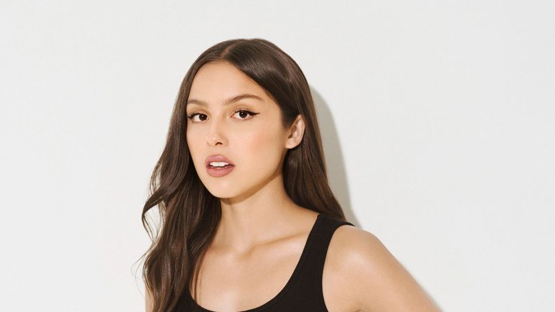 10 female singers rising up to lead the new generation of pop girls