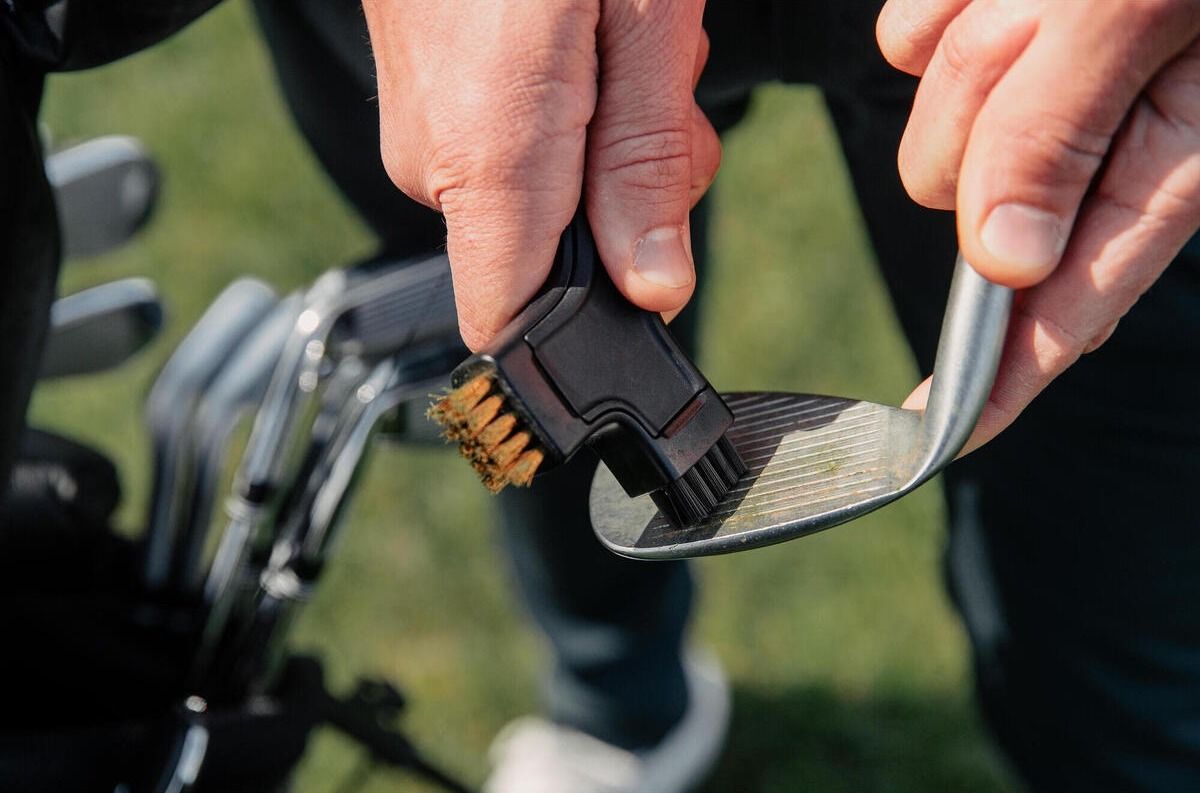 33 golf bag essentials every serious golfer needs