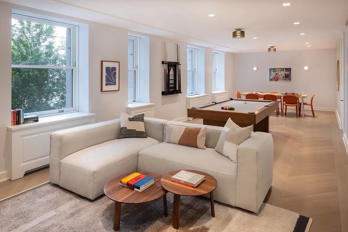 Exploring the Belnord, the real-life Arconia of Only Murders in The ...