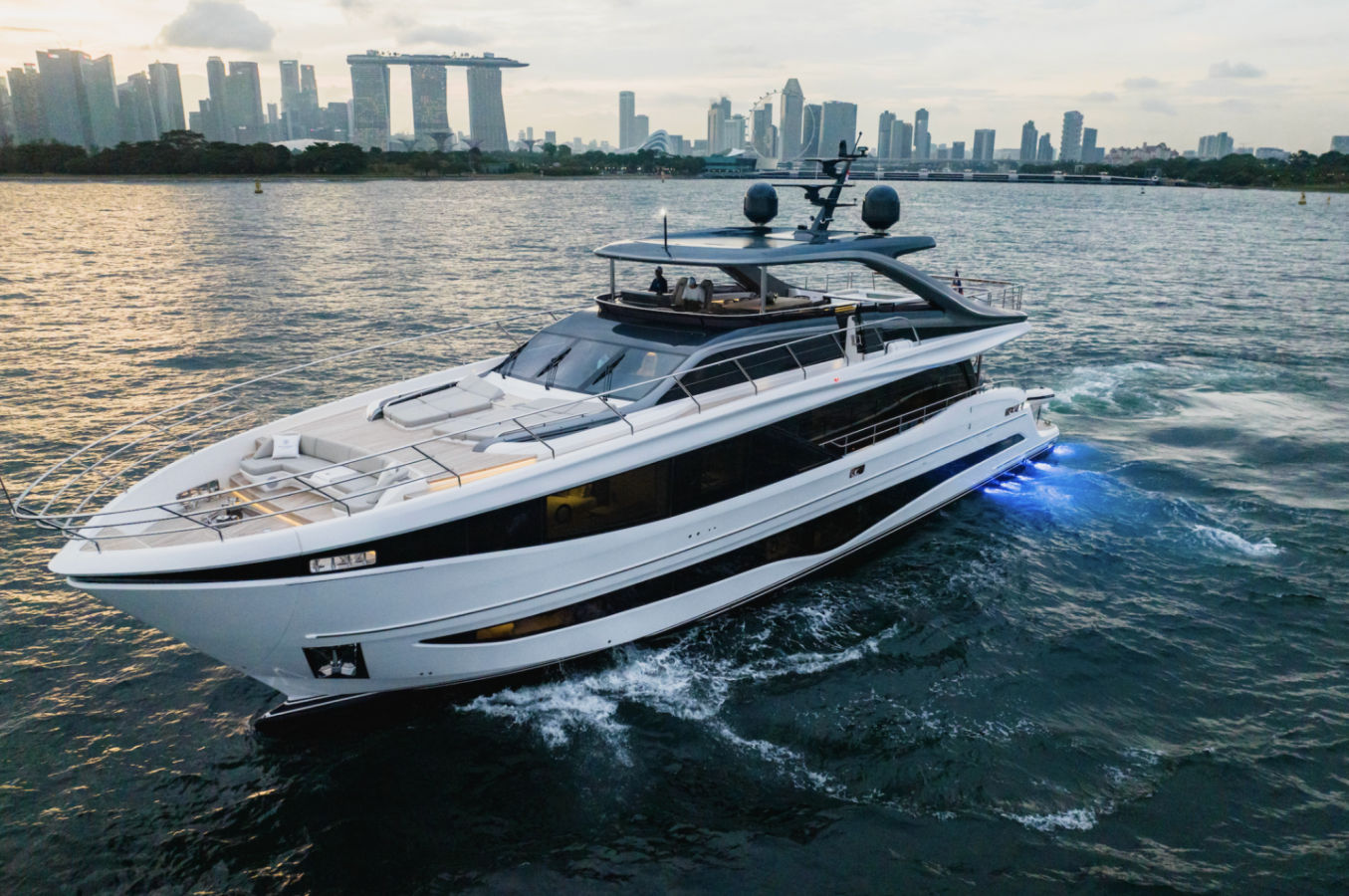 A New Lady of The Seas: A Closer Look At Princess Yachts' Y95