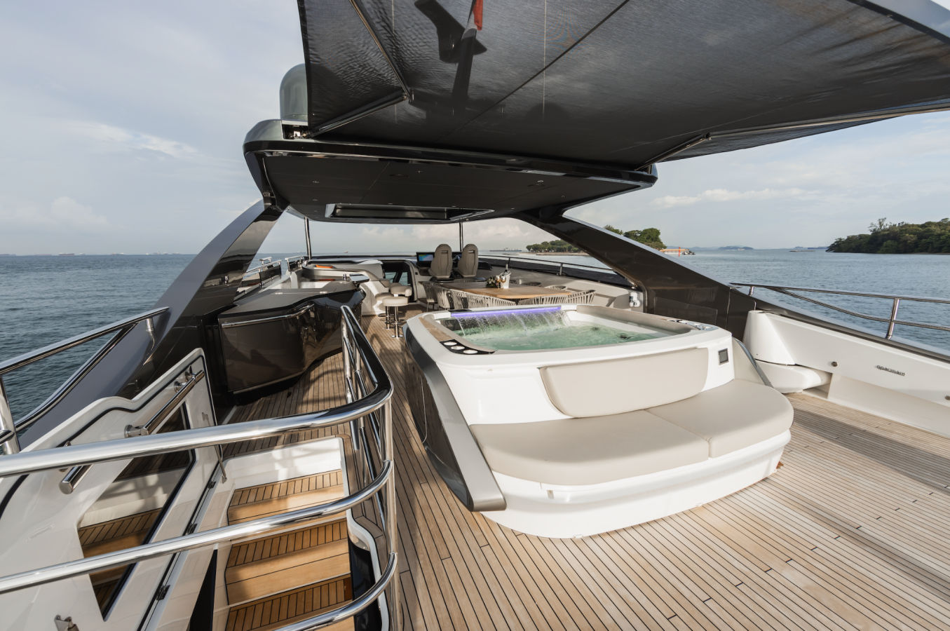 A New Lady of The Seas: A Closer Look At Princess Yachts' Y95