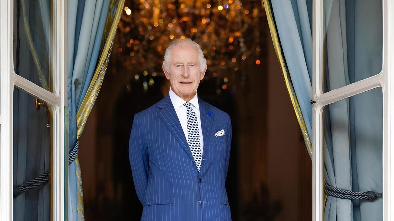 Museum visitors get first sight of King Charles banknotes