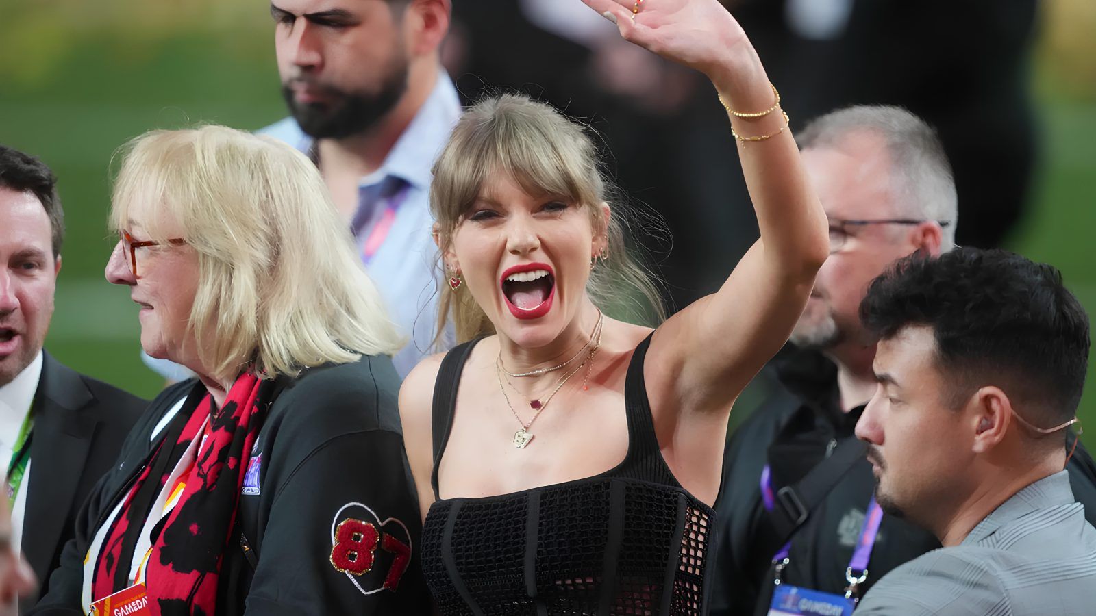 Which restaurants in Singapore did Taylor Swift visit? We take a look