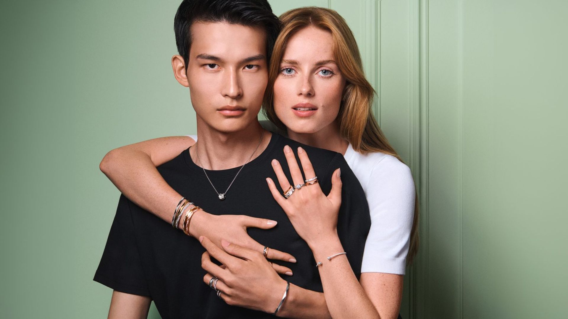 Graff Introduces The Stackable Laurence Graff Signature Bangle