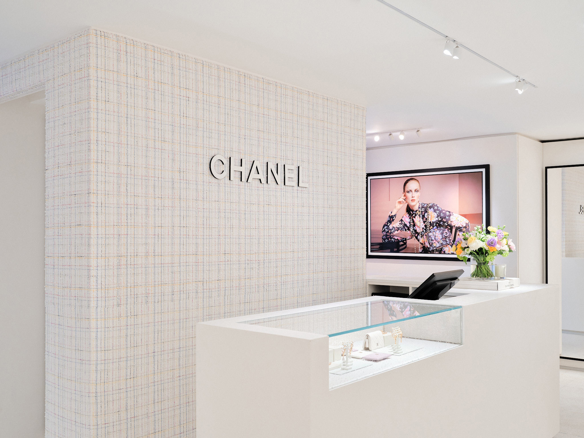 Chanel's seasonal pop-up has returned to Capri