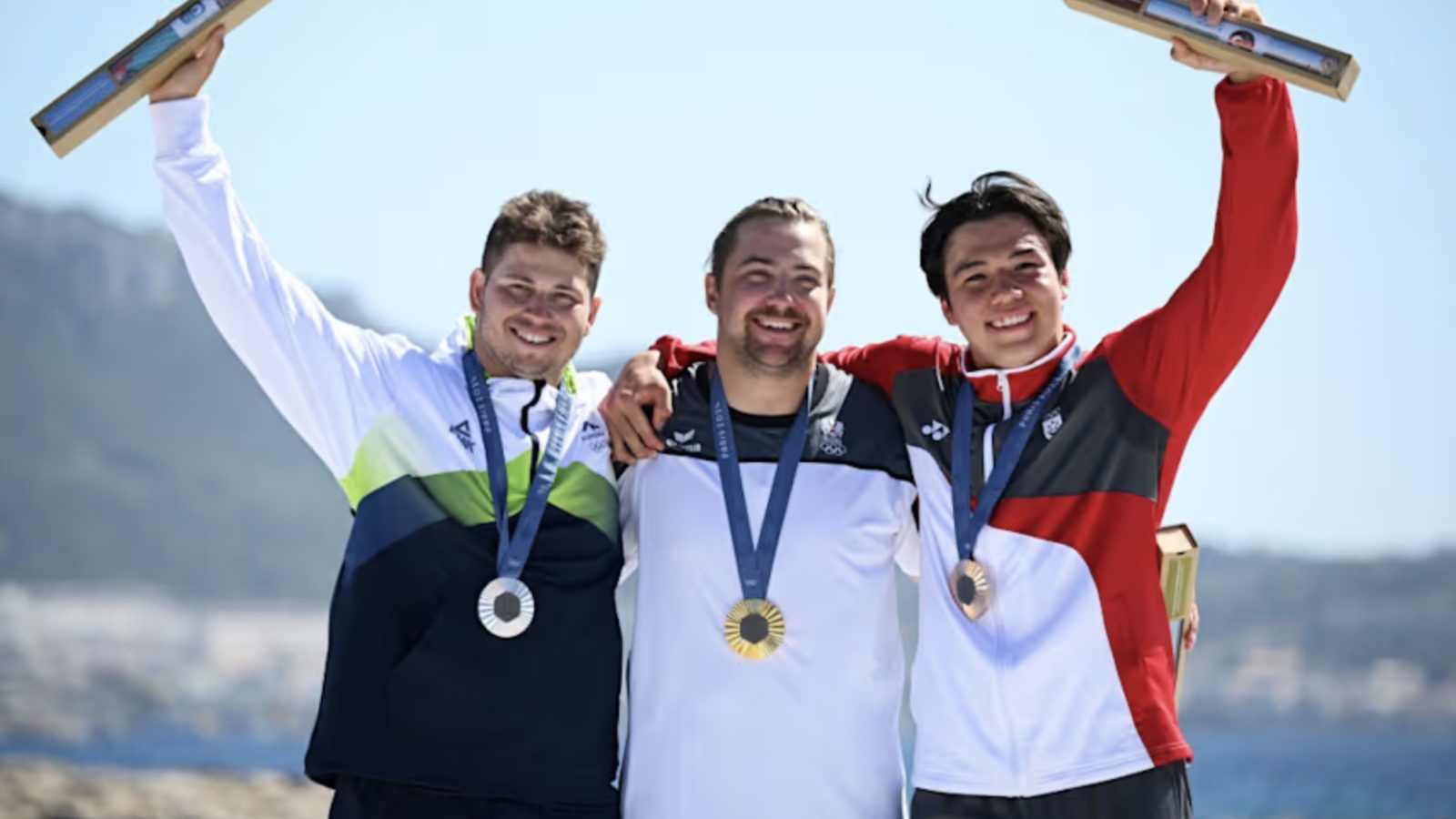 Singaporean kitefoiler Max Maeder wins Olympic bronze medal