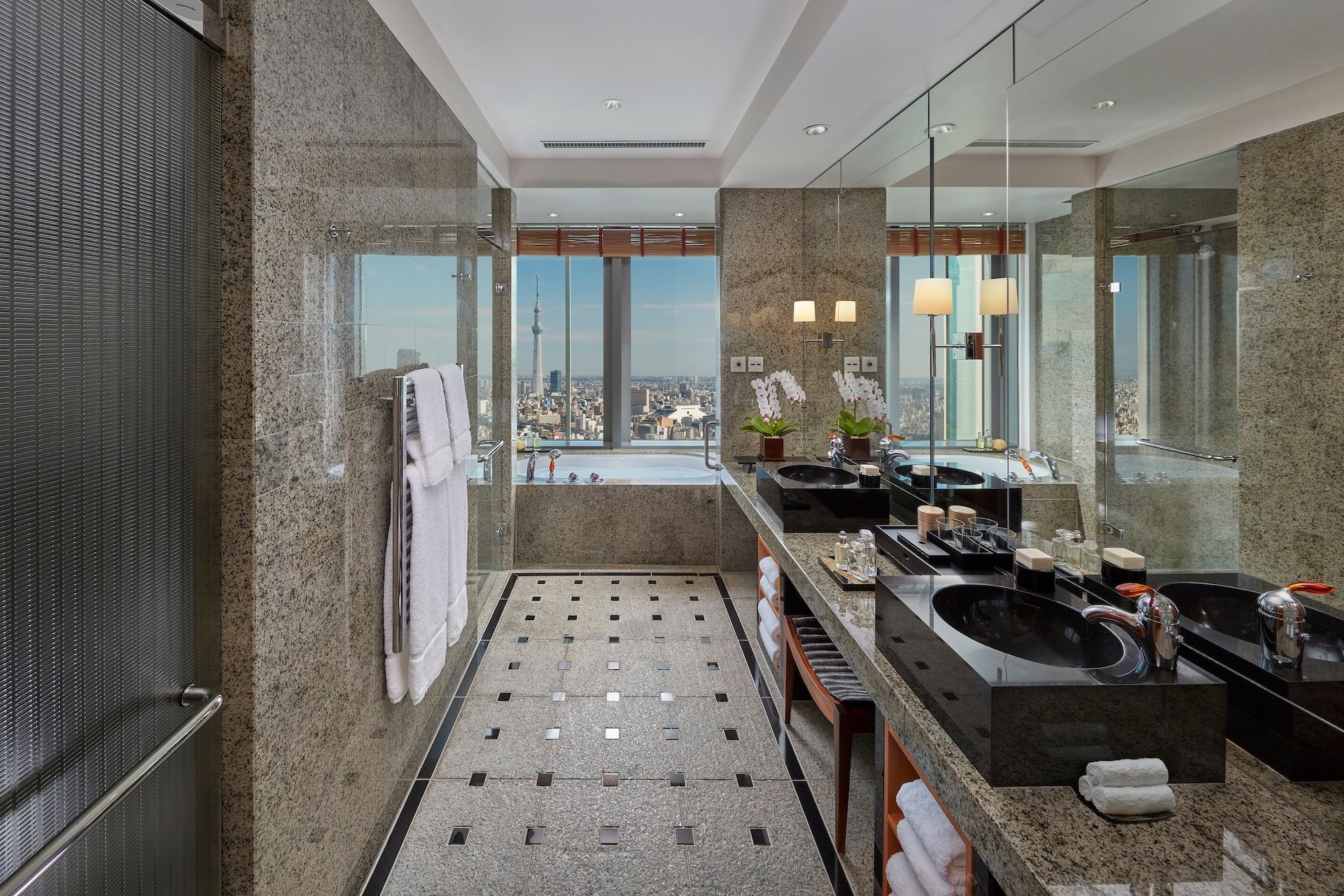 Exploring the best hotels and hospitality landmarks of Tokyo, Japan