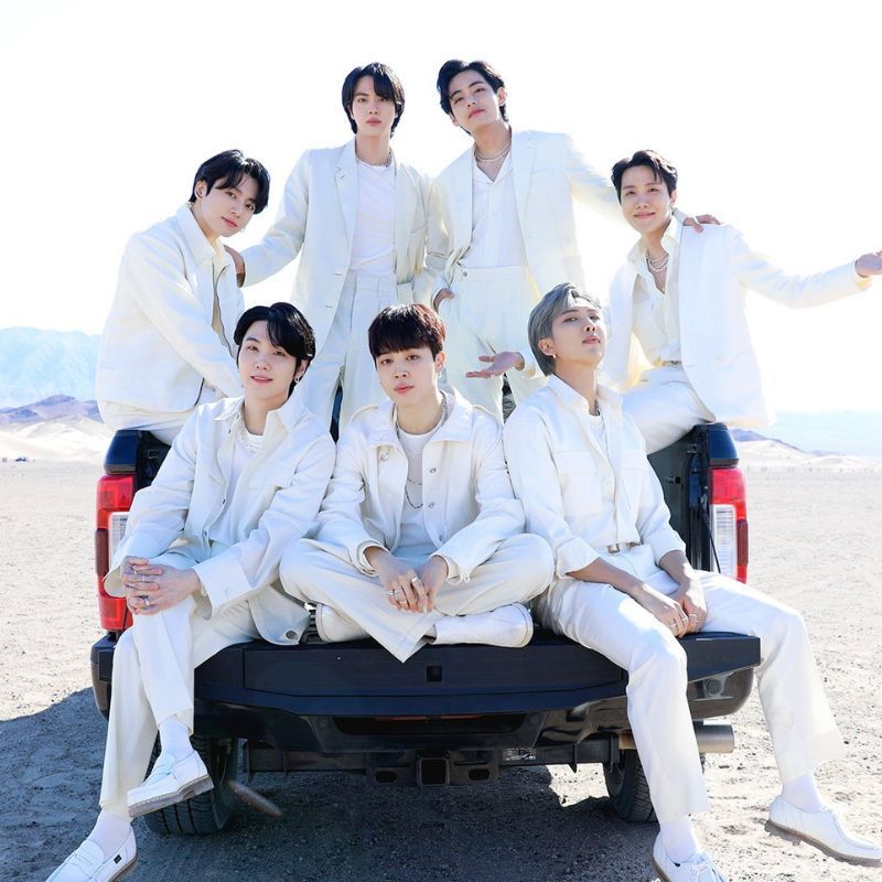 Know all about BTS members dating history – PrestigeOnline Singapore