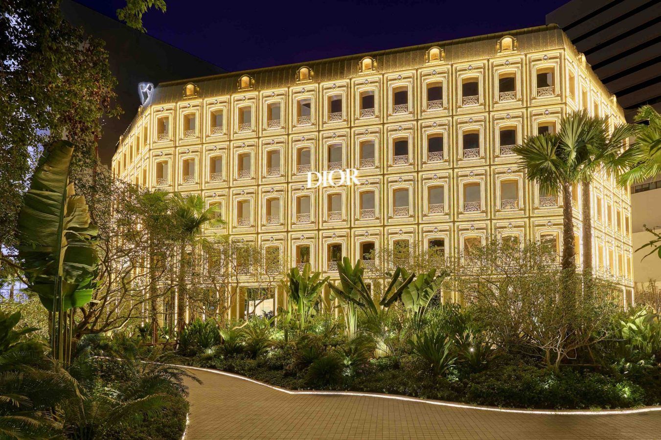 Dior Gold House in Bangkok: Everything about the Maison's grand debut ...