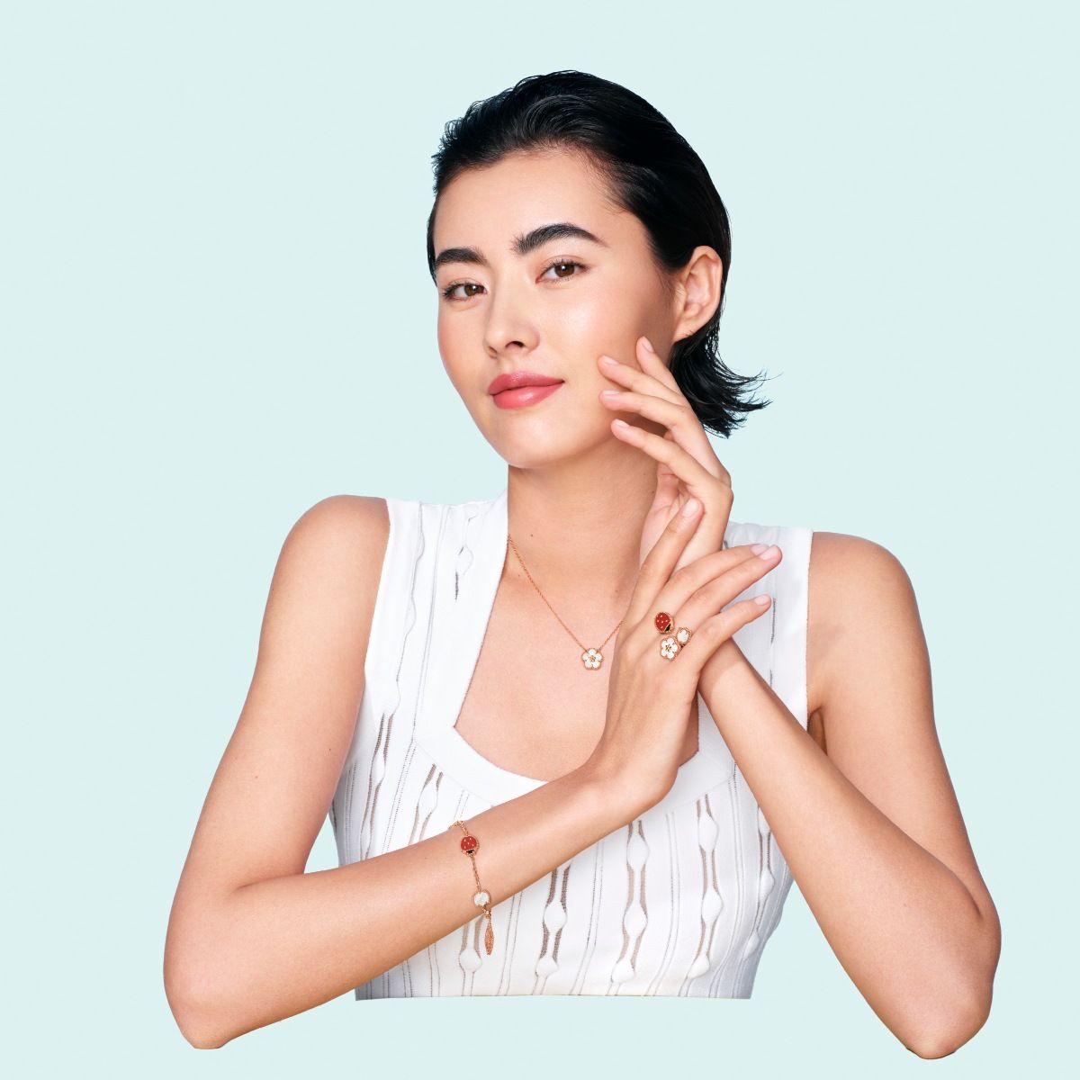 Van Cleef & Arpels celebrates spring with its Lucky Spring collection