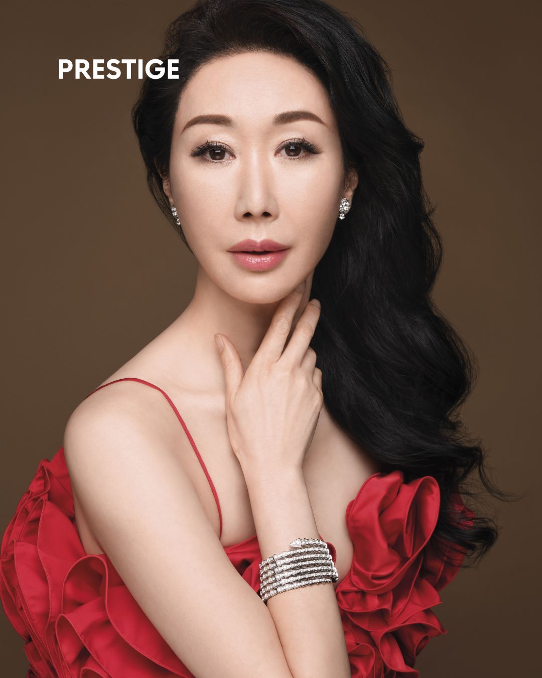 On the cover: Soprano Seia Lee returns to Singapore