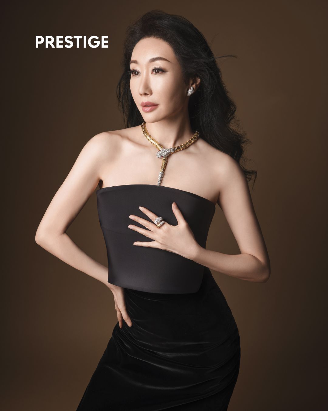 On the cover: Soprano Seia Lee returns to Singapore