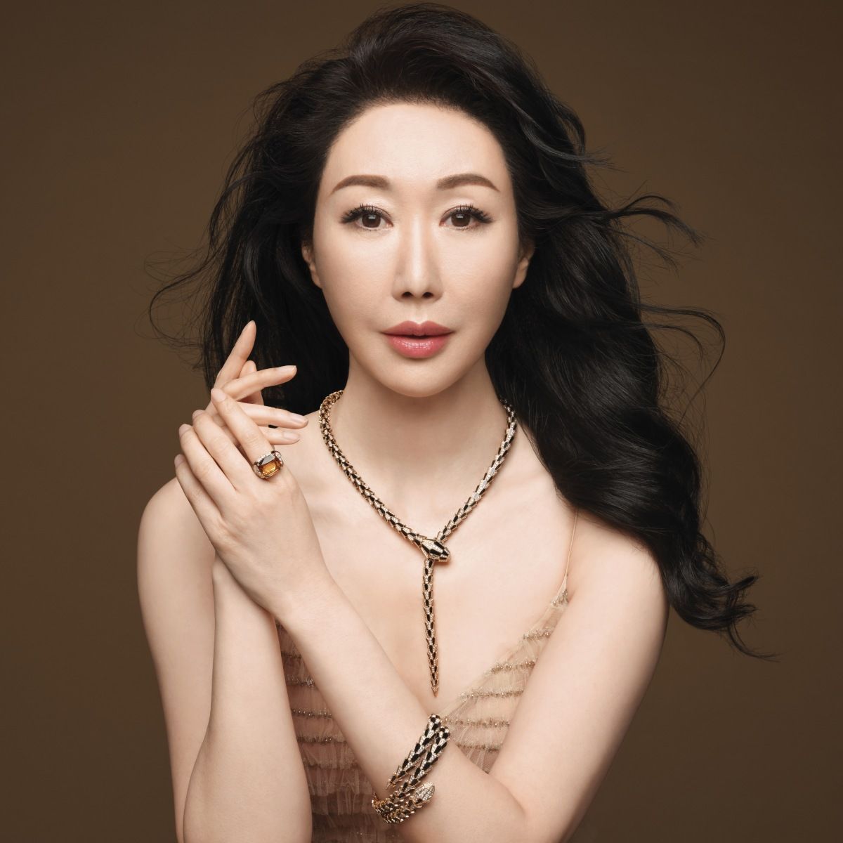 On the cover: Soprano Seia Lee returns to Singapore