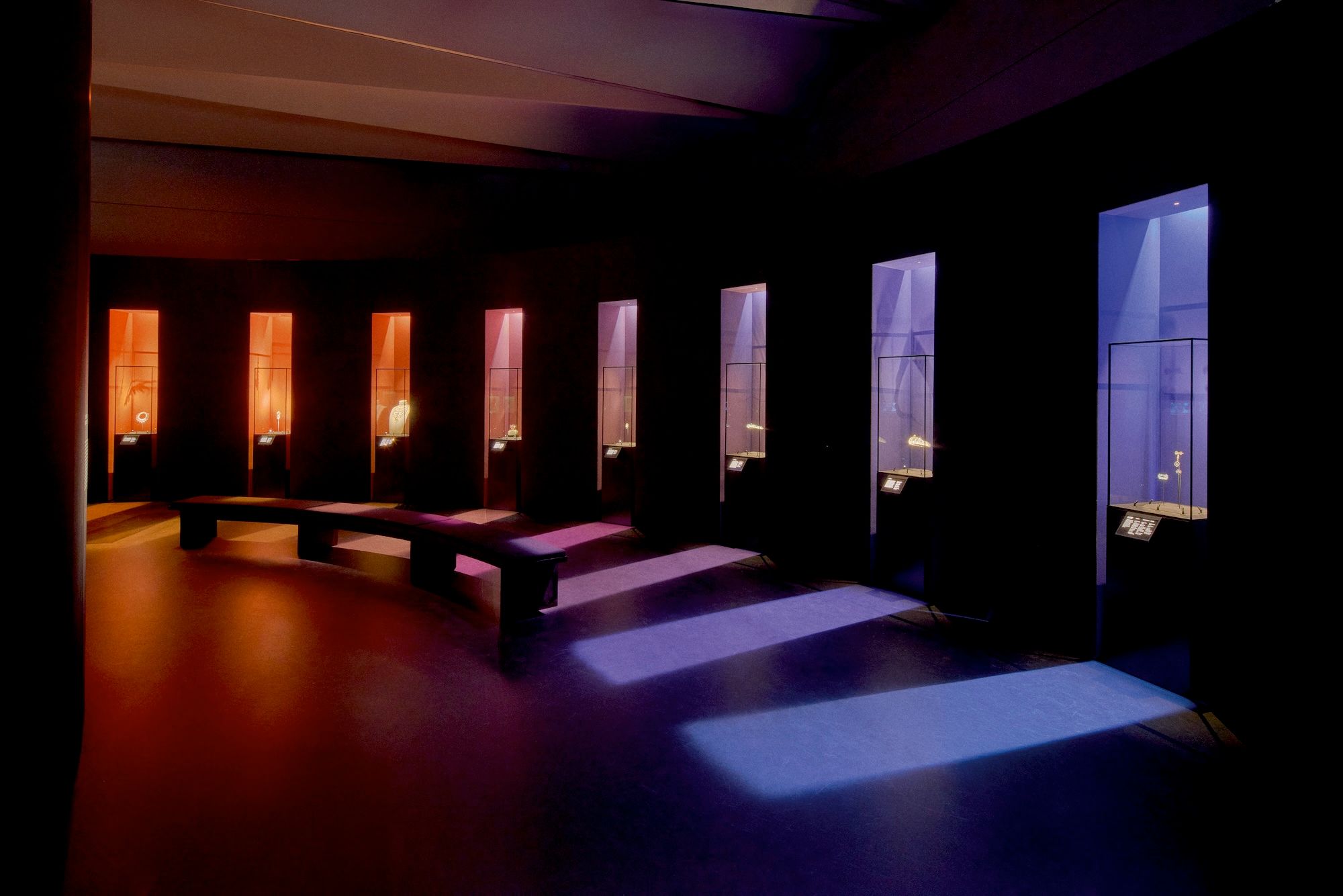 Prestige attends London's first significant Cartier retrospective in ...