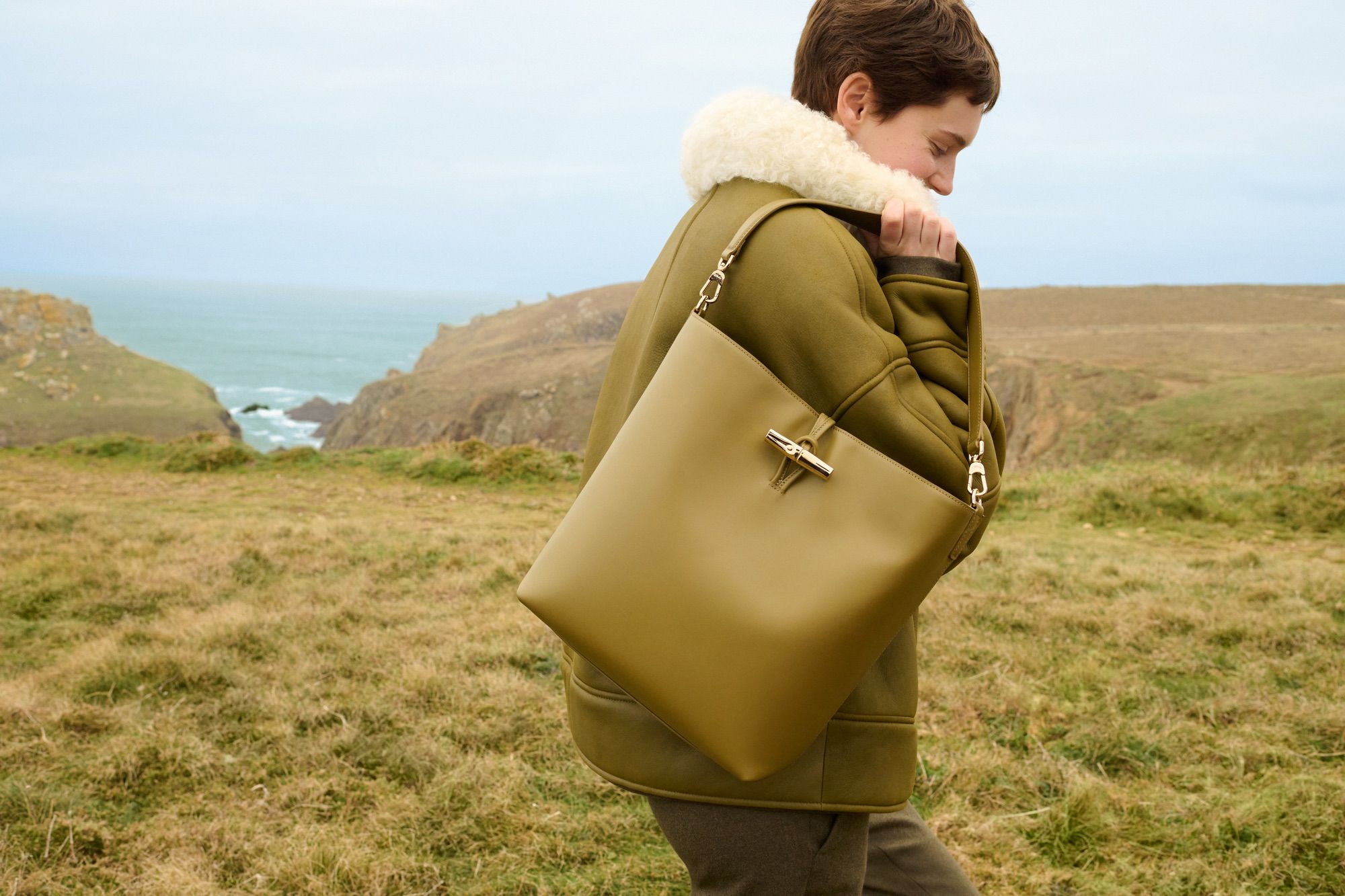 Longchamp’s enters Winter 2025 with a journey from Paris to London